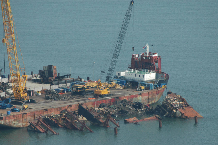 MSC Napoli Salvage operations...Smit. - Pagina 20 - Kombuispraat